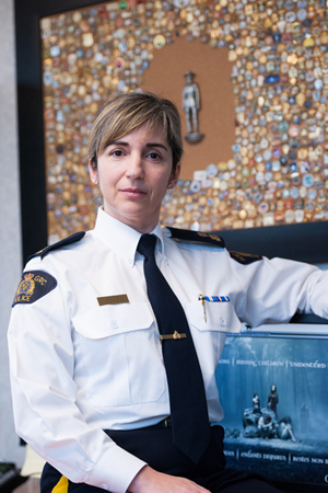 Royal Canadian Mounted Police Photo Essay - National Victims of Crime ...